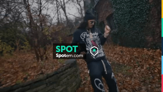 Designer inconnuSweat à capuche noir 'Came From Nothing' porté par ...