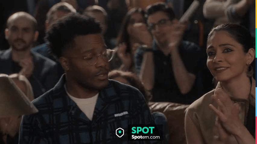 Empyre Kidd Camisa blanca de manga corta abotonada usada por Martin ...