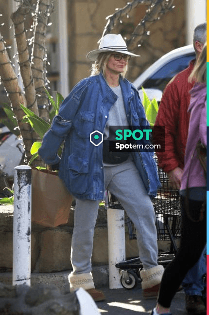 The Frankie Shop Parker Denim Jacket in Medium Wash worn by Cameron ...