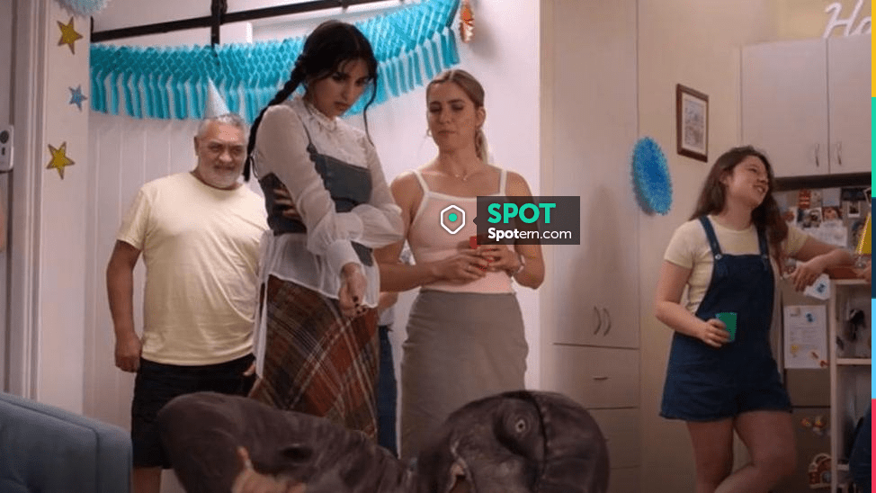 Rolla's Contrast Naomi Tank worn by Olympia 'Oly' Chalmers-Davis ...