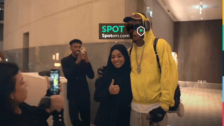 Balenciaga Black Round 'Dynamo' Sunglasses (BB0317S) worn by Wiz ...