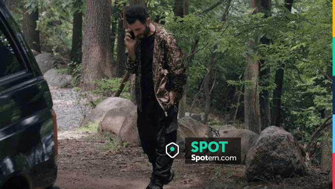 Dolce & Gabbana Cargo Sweatpants worn by Kian Parsa (Arian Moayed) as ...