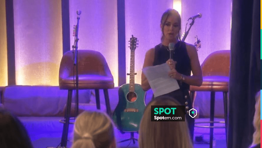 Derek Lam 10 Crosby usado por Kyle Richards como se ve en The Real ...