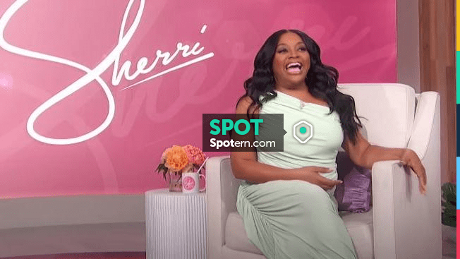 Robe Norma Kamali Diana portée par Sherri Shepherd comme on le voit ...