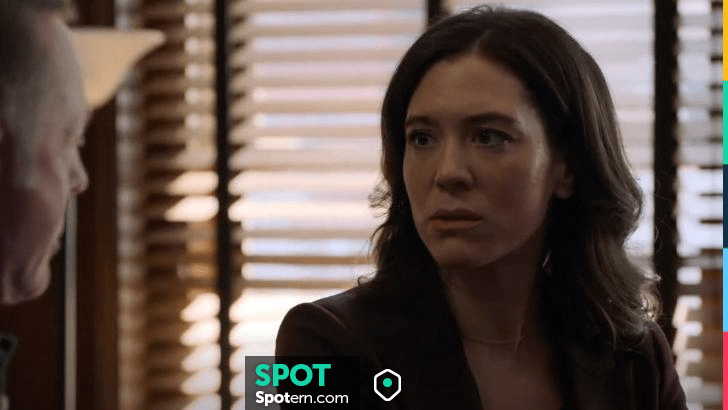 Theory Eti­en­nette Blaz­er Bur­gundy worn by Trudy Platt (Amy Morton ...