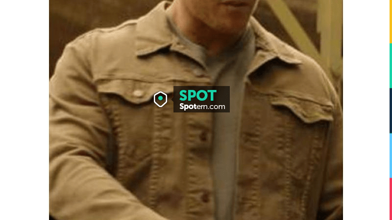 Reacher TV series Wardrobe: Alan Ritchson is wearing Tan Denim Jacket ...