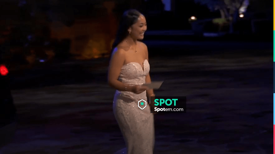 Charlotte Russe Pink Se­quin Mer­maid Dress worn by Lea Cayanan as seen ...