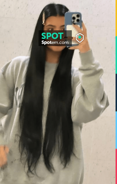 Octobuddy Silicone Suction Case in White worn by Charli D'Amelio on her ...