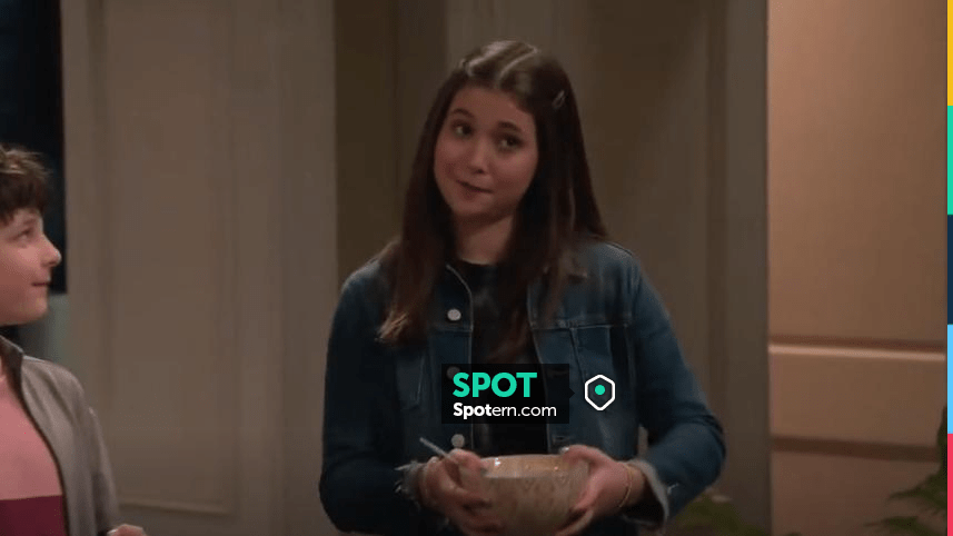 L'Agence Janelle Jacket worn by Grace Kearney (Sofia Capanna) as seen ...