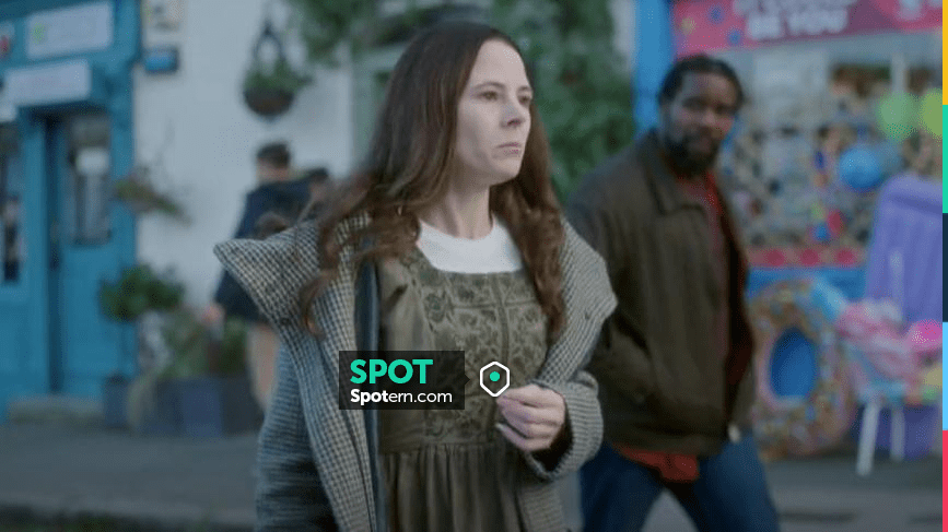 Voriagh "Mivilud" Em­broi­dered Dress worn by Sarah Fenn (Elaine ...