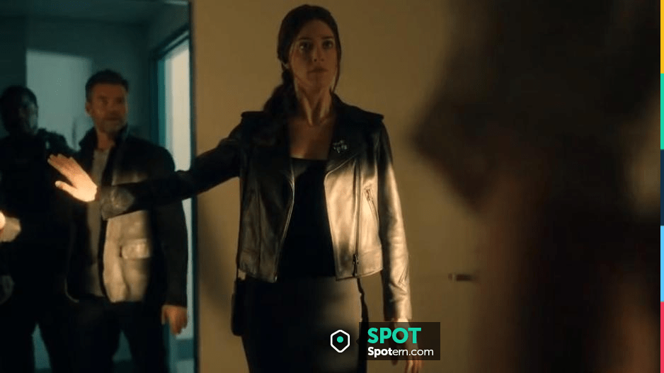 NBD Jude Maxi Dress worn by Tess Avery (Dolly Lewis) as seen in Sight ...