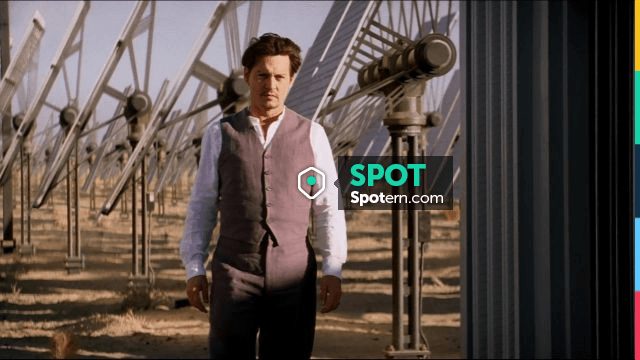 Authentic gray suit of Will Caster (Johnny Depp) in Transcendence | Spotern