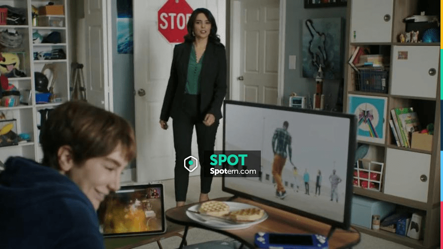 Theory Treeca 2 Pants worn by Naz (Saba Homayoon) as seen in Chad ...