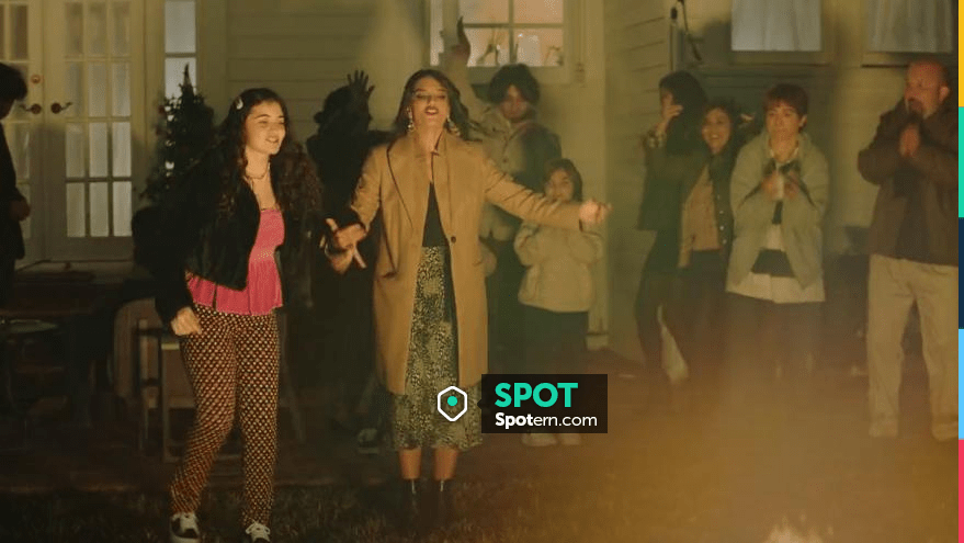 Joie Brystal Wild-Print Skirt worn by Naz (Saba Homayoon) as seen in ...