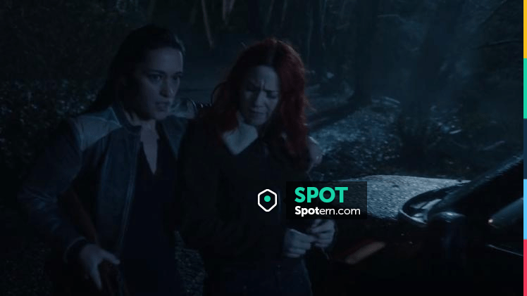 Superdry Sherpa Cropped Jacket worn by D'Arcy Bloom (Alice Wetterlund ...