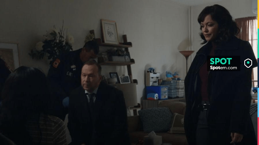 Mackage Nori Coat worn by Maria Baez (Marisa Ramirez) as seen in Blue ...