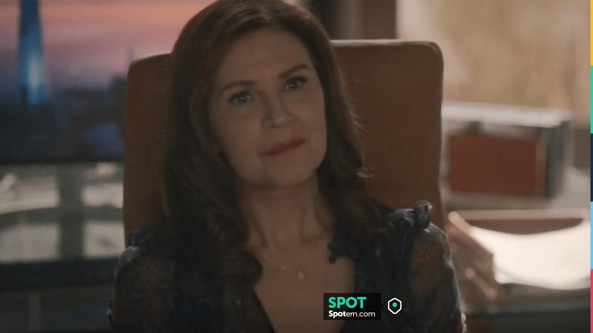 Veronica Beard Sabine Dress worn by Vivian Katz (Wendy Crewson) as seen ...