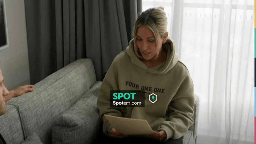 Four One One Unisexe Oversize Capuche Kaki portée par Sara Mesa comme ...