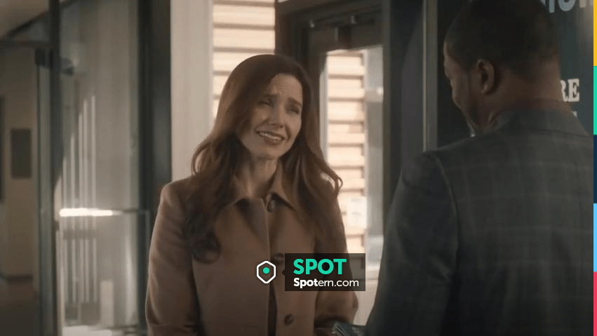 Weekend Max Mara Fav­il­la Coat worn by Dr. Sam Griffith (Sophia Bush) as seen in Good Sam ...