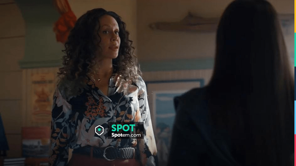 Zara Flo­ral Print Satin Shirt worn by Monica Hill (Samora Smallwood ...