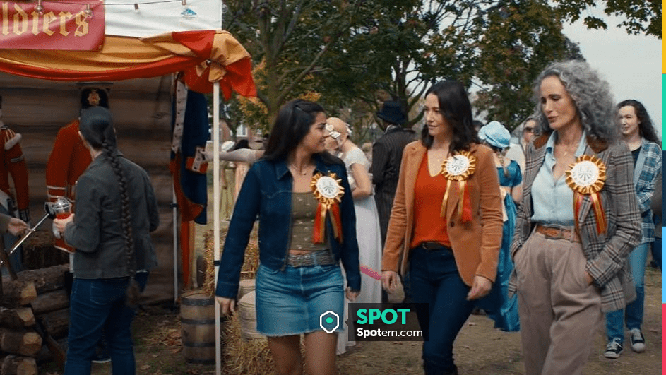 Levi's Ribcage Denim Skirt worn by Alice Dhawan (Sadie Laflamme-Snow ...