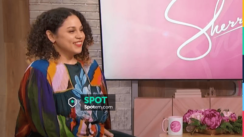 Bl-Nk Miranda Blouse paysanne portée par Ashley Houston vue dans Sherri ...