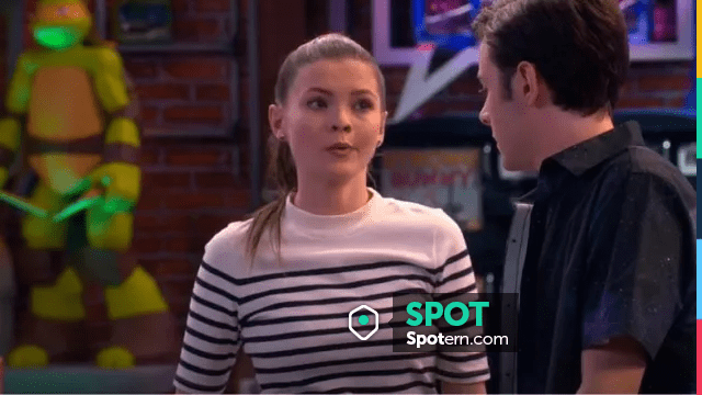 Frame 70s Mariner Tee worn by Ruby (Kate Godfrey) as seen in Warped ...