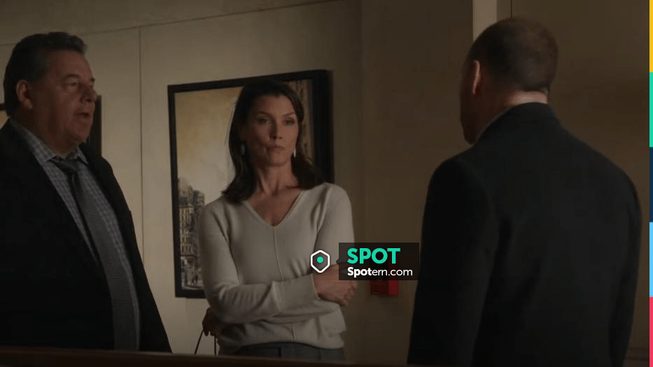 Vince Front Seam Cashmere Sweater worn by Erin Reagan (Bridget Moynahan ...