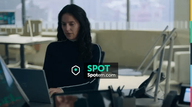 Scotch & Soda Piping Knitted Sweater worn by Rian (Eva Victor) as seen ...