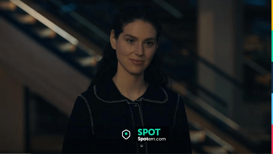 Khaite Le cardigan côtelé Teagan porté par Rian (Eva Victor) dans ...