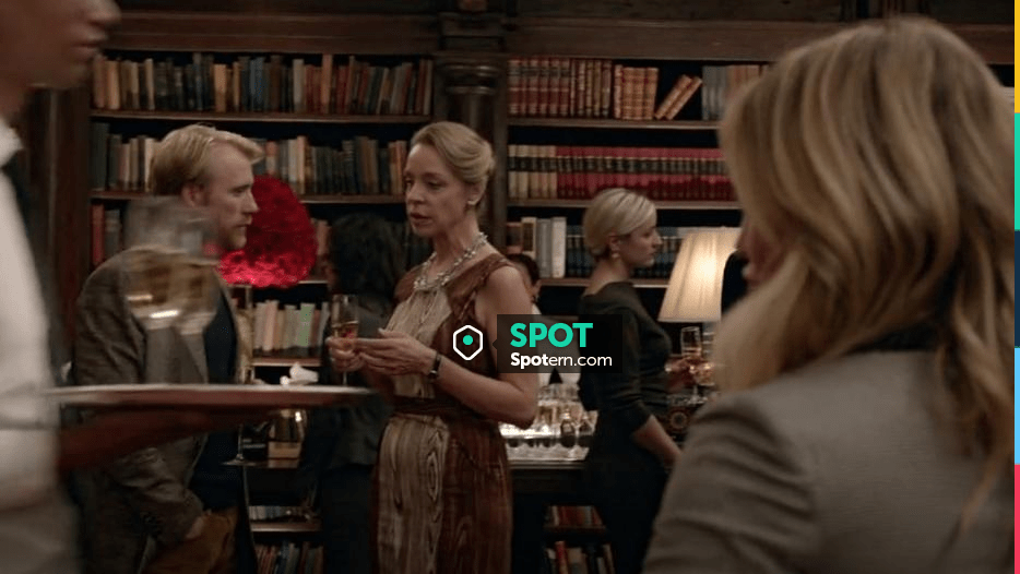 Bcbg Mi­di Dress worn by Maggie Amato (Debi Mazar) as seen in Younger ...