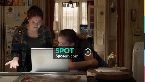 Splendid Women's Kate V-Neck Camo worn by Sandy Milkovich (Elise Eberle ...