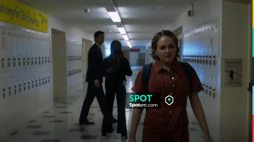 Topshop Den­im Romper worn by Isabel McKenna (Sophie Reynolds) as seen ...