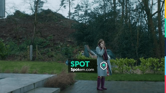 Max Mara LIl­ia Coat worn by Alice (Keeley Hawes) as seen in Finding ...