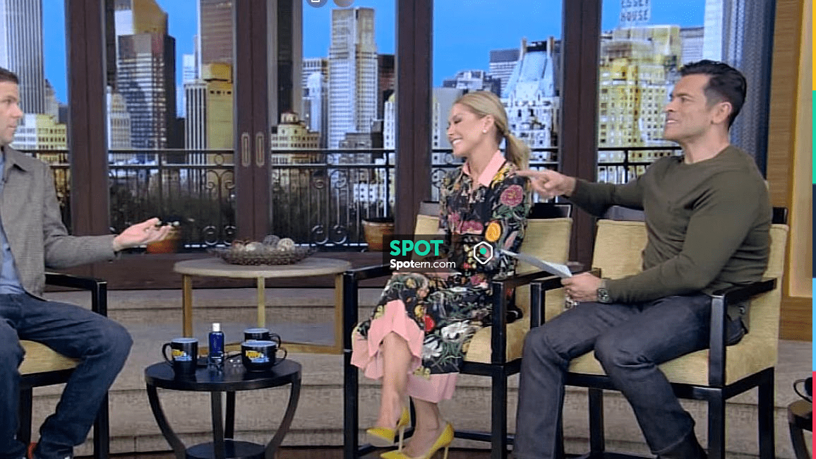 Gucci Floral Snake Print Silk Dress worn by Kelly Ripa as seen in LIVE ...
