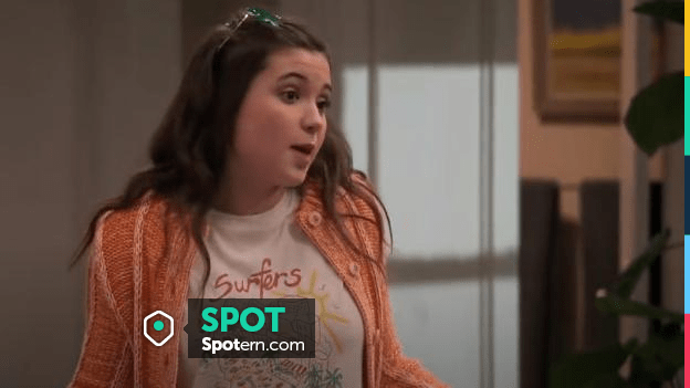 Re/Done Baby Crewneck Cardigan worn by Grace (Sofia Capanna) as seen in ...