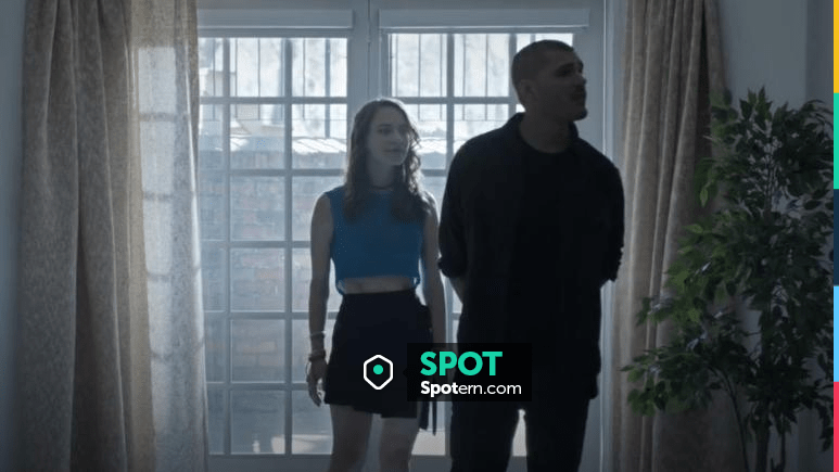 Cinq A Sept Ingrid Skirt worn by Beth Cassidy (Marlo Kelly) as seen in ...