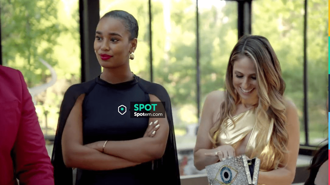 Lauren Ralph Lauren Geor­gette-cape Gown worn by Mia Calabrese as seen ...