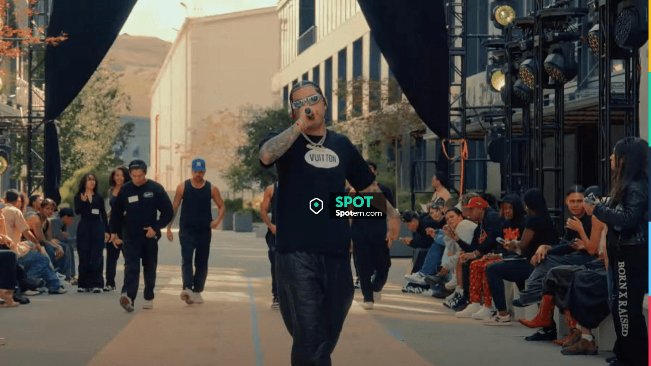 Louis Vuitton Black Vuit­ton Oval T Shirt worn by Ryan Castro in Rich ...