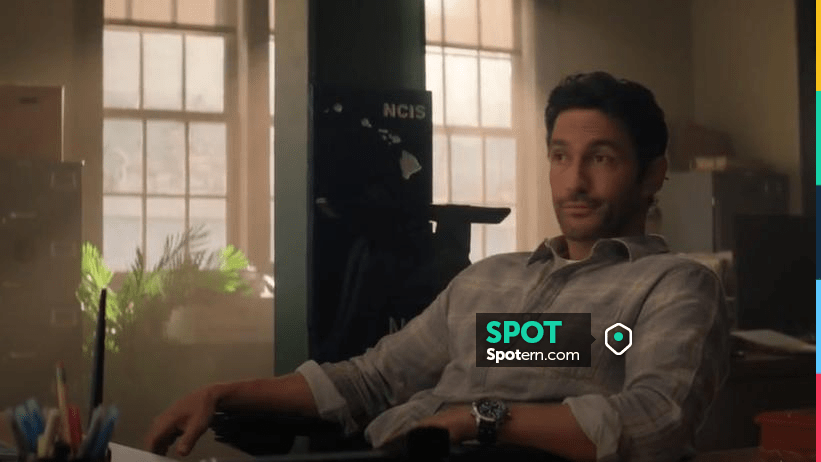 Vince Double Face Shadow Plaid Check Shirt worn by Jesse Boone (Noah ...