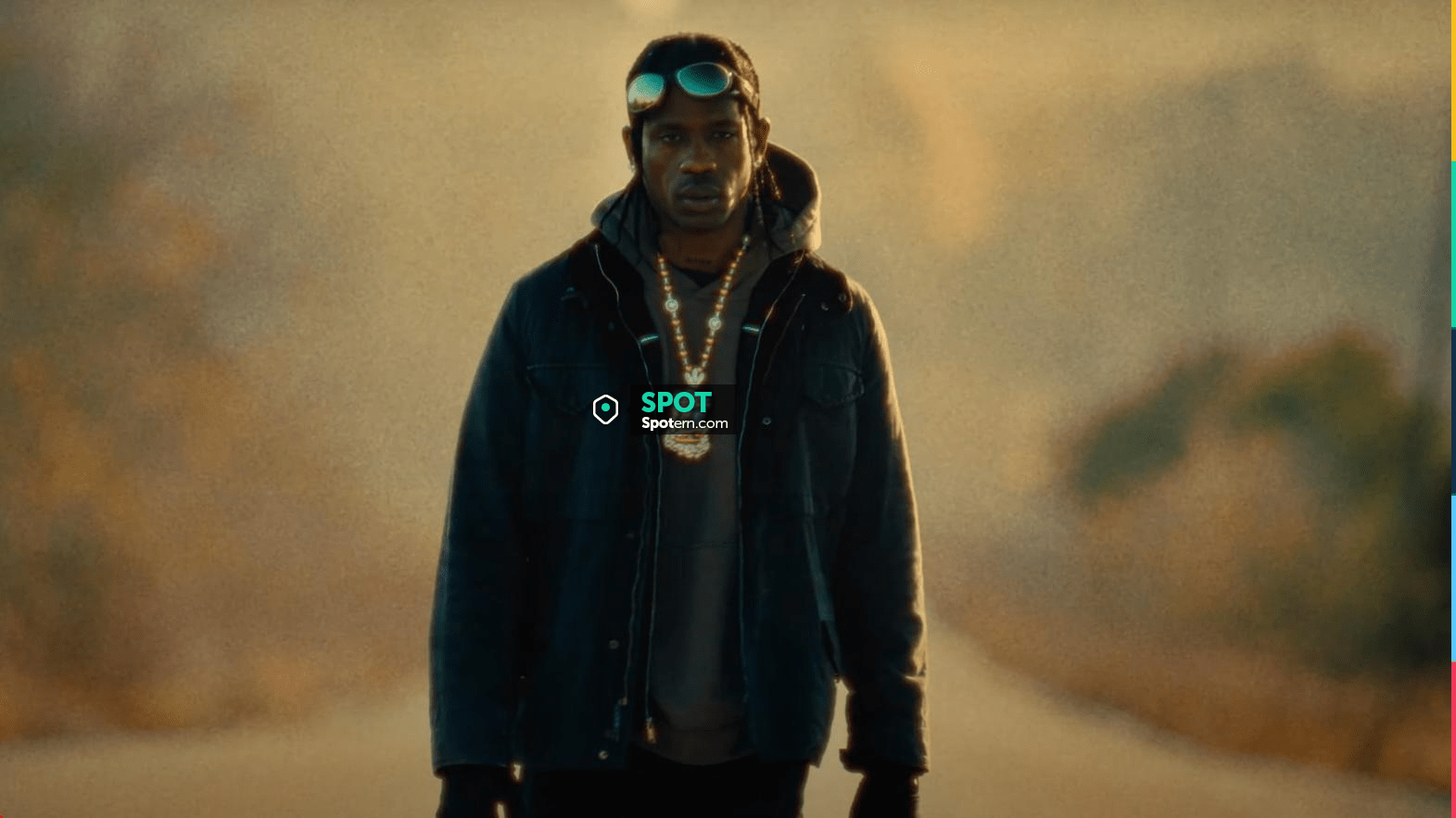 La chaqueta que lleva Travis Scott en el vídeo de la marca Jordan ...