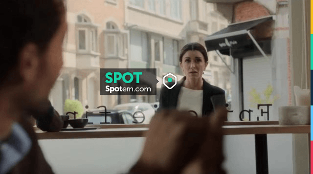 The black blazer from Laura Brunel (Jenifer Bartoli) in Be told not to ...