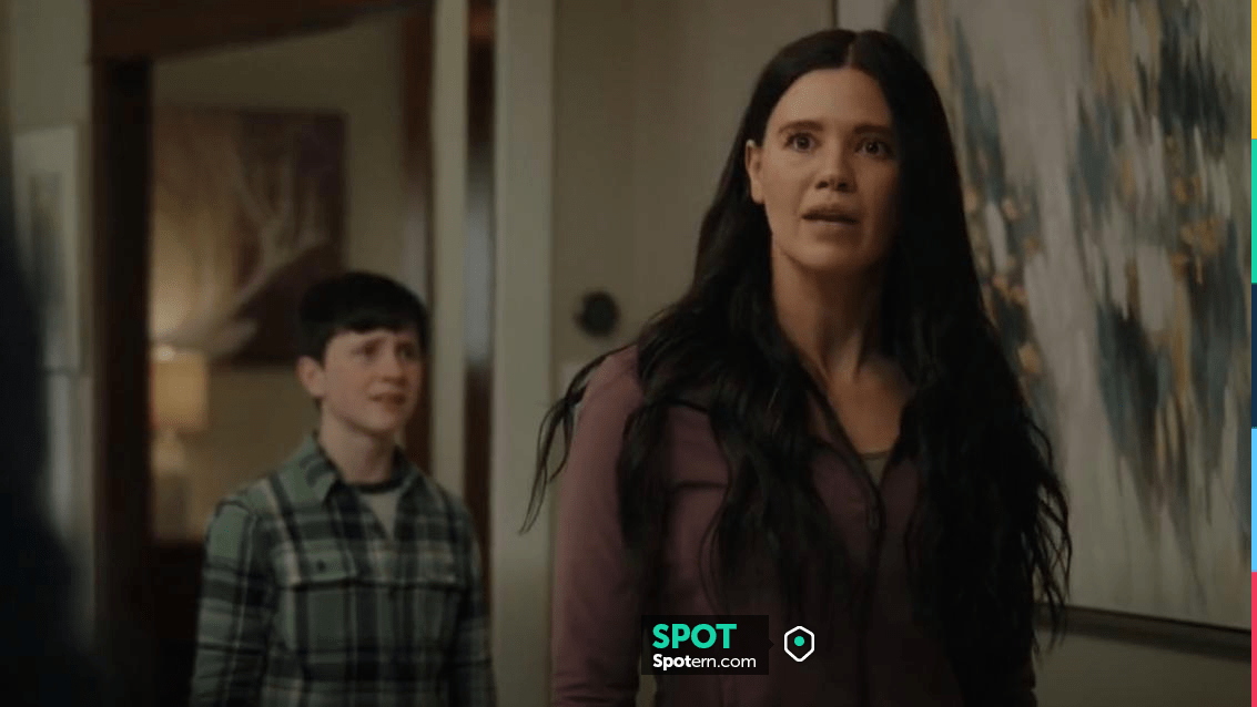 90 Degree by Reflex Thumb­hole Zip Front Jack­et worn by Kate Hawthorne ...