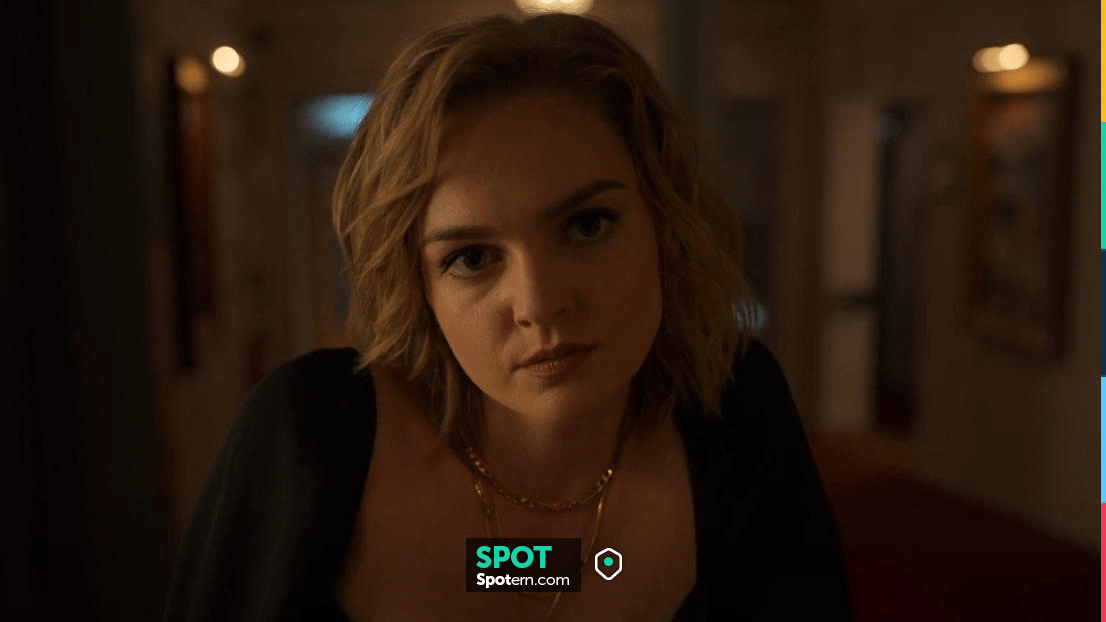 Gorjana Venice Necklace worn by Eden Hawkins (Hallea Jones) as seen in ...