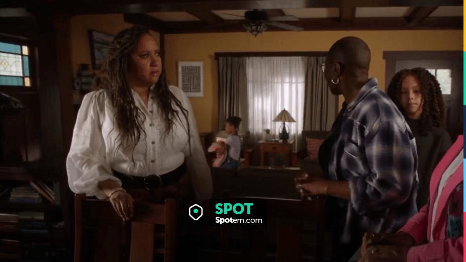 Pantalon large en satin fleuri COS porté par Karen Wilson (Tracie Thoms ...