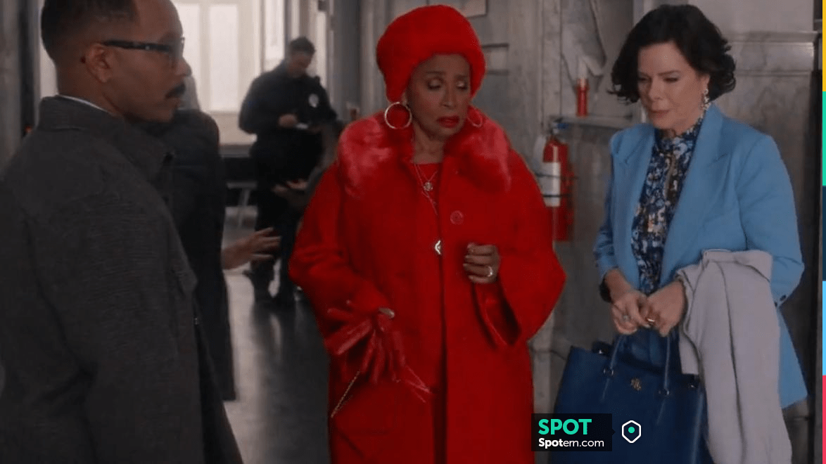 Lauren Ralph Lauren Smooth Leather Large Marcy Satchel worn by Margaret ...