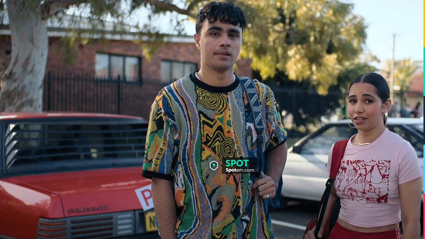 Asos Design Knit­ted T Shirt worn by Malakai Mitchell (Thomas ...