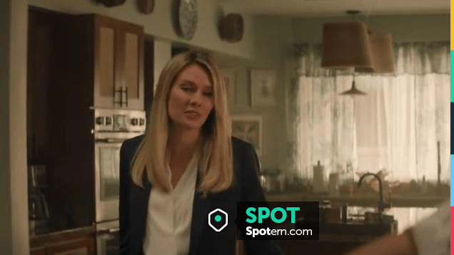 Theory Suit Jack­et worn by Kate Whistler (Tori Anderson) as seen in ...