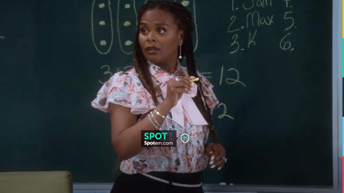 Alice and Olivia Minda Ruffle Sleeve Eyelet Blouse worn by Carlotta ...