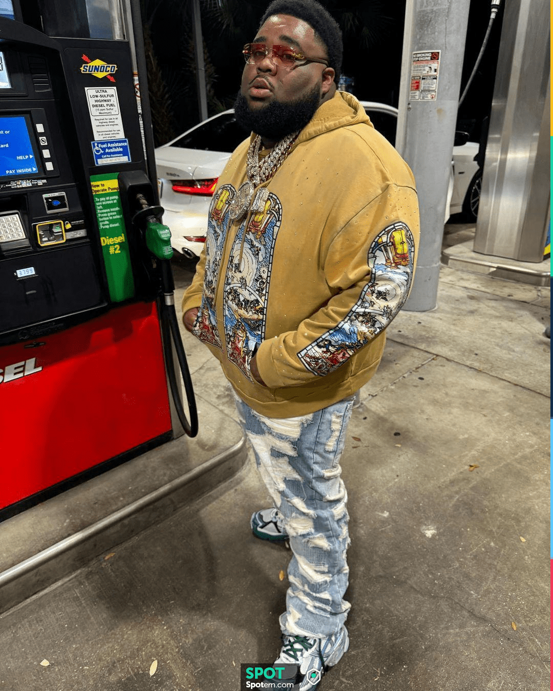 Balenciaga White Light Blue & Green 'Runner' Sneakers worn by Rod Wave ...